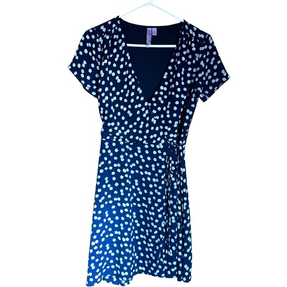 Alya | Dresses | Alya Floral Wrap Dress M | Poshmark
